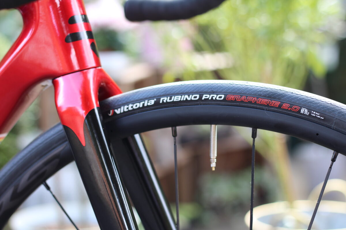 Ridley Fenix SLiC – 2Pedalz Heritage 105 or Ultegra ’22 Edition – 2Pedalz