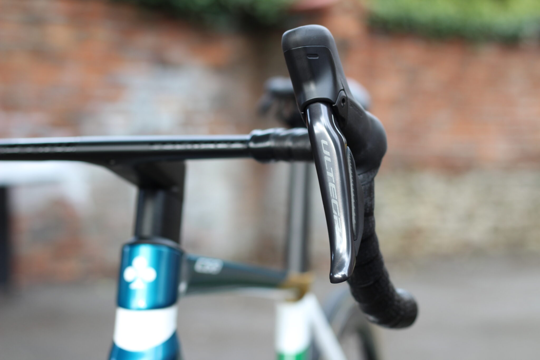 Colnago C68 White / Blue / Gold (530) – Frameset / ULT Di2 / DA Di2 ...