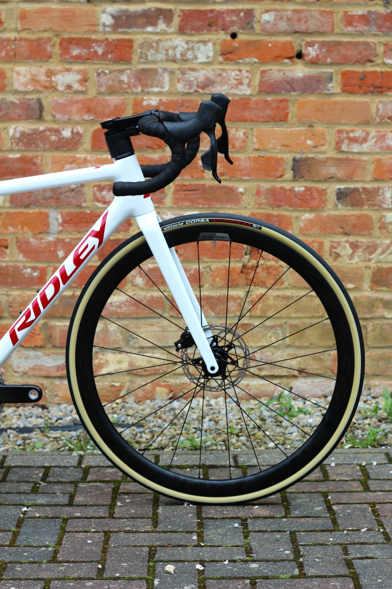 Ridley Helium Disc SRAM AXS Rotor with Levanto DB 35’s Dream Build ...