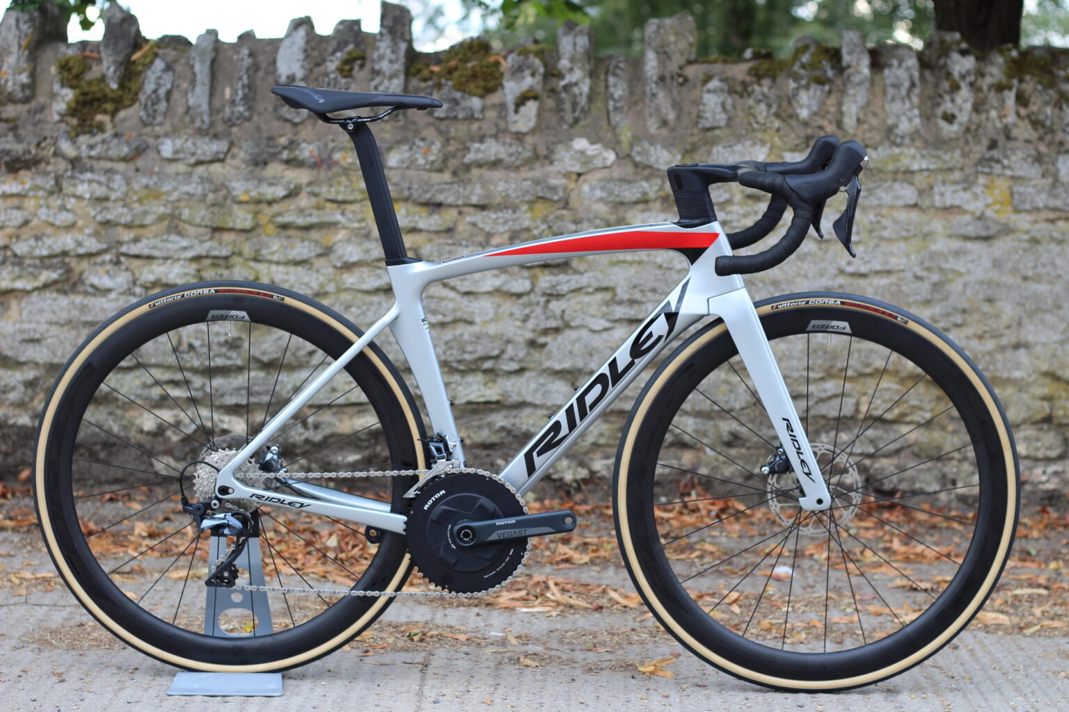 SOLD OUT – Ridley Noah Disc (XS = 51) ULT with 4za Vardar ex display immaculate! – Cyclefit
