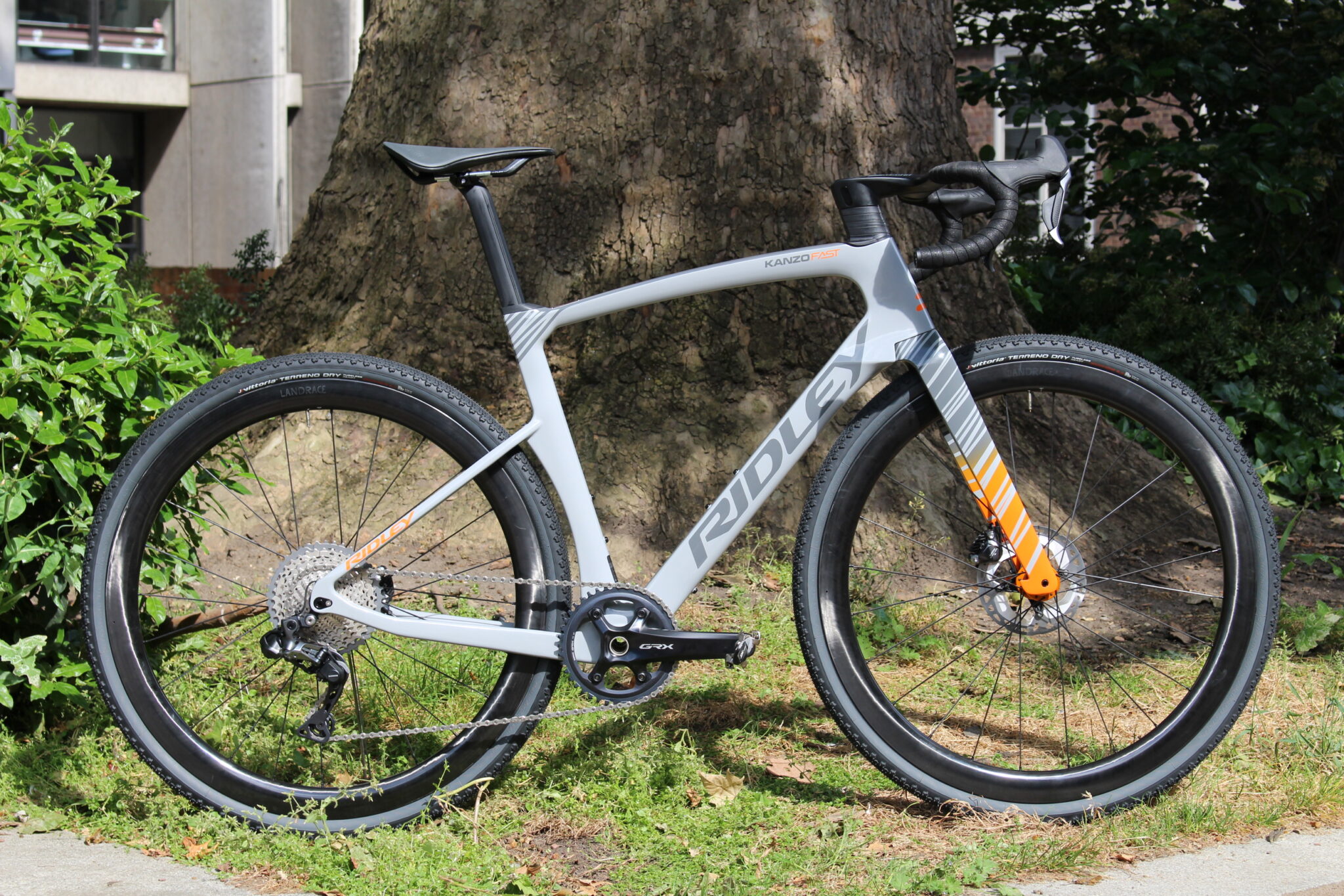 Ridley Kanzo Fast GRX Di2 x1 11 spd with LANDRACE hand built carbon ...